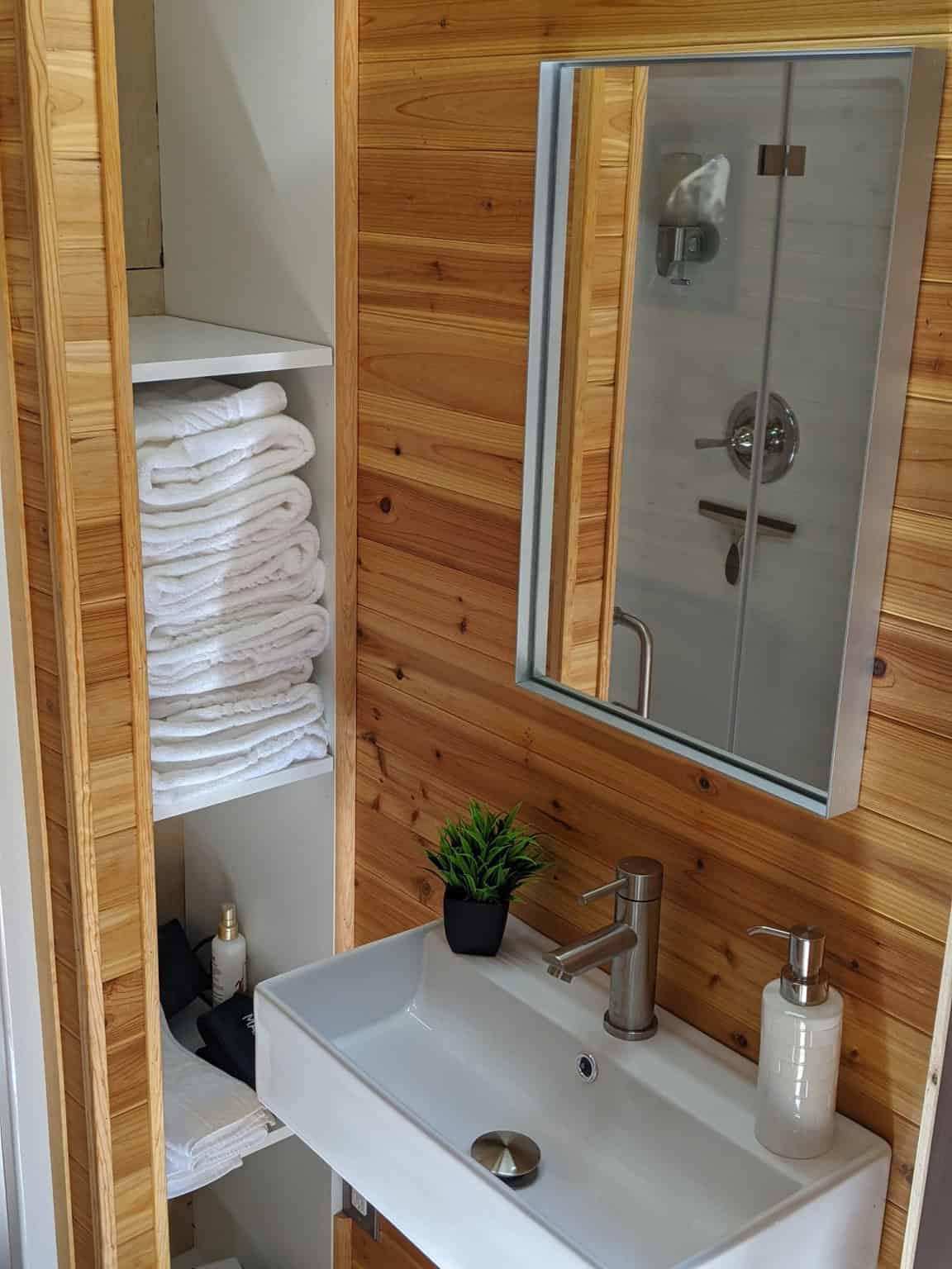 Treehouse Stays at Sonoma Zipline Adventures